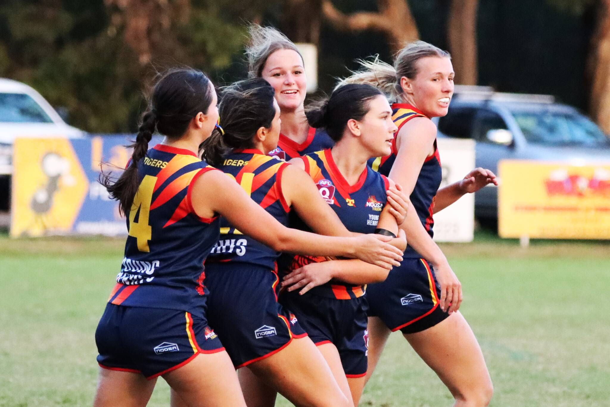 Womens Football – Noosa Tigers